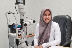 Dokter Feby Helwina, Sp.M - Praktek di RS Mata SMEC Pekanbaru | RS Mata ...